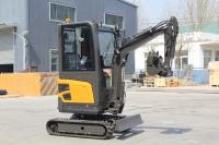 China RUBBER TRACK EXCAVATOR HX8015 for sale