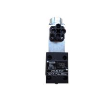 China Parker D1SE83BNJW Directional Control Valve 24V DC 20 L/min NG06 CETOP 03 for sale