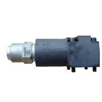 China Rexroth O.E. 52112.0614 Pressure Relief Valve Safety 24V 10 gpm New for sale