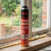 China B2 Fire Retardant PU Foam Aerosol Straw Type Polyurethane Sealant 750ml 55L Yield for sale