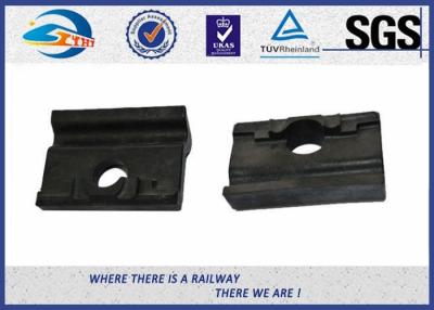 China Black Colored Angled Guide Plate WFP14k Plastic and Rubber Part for SKL14 Fastening System / Railway Insulator for sale