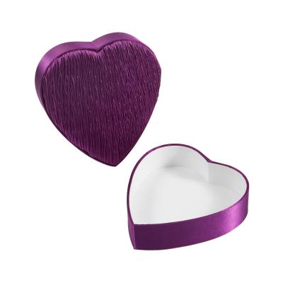 China Elegant Purple Satin Heart Shaped Gift Box Romantic Proposal Box For Jewelry Gifts for sale