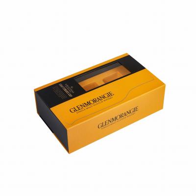 China Custom Logo Rigid Wine And Whisky Magnetic Gift Box With Plastic Insert for sale