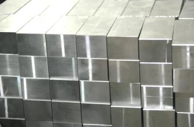China Mold Parts 0.05mm Refined Raw Steel Material 1.2738 1.2312 1.2344 1.2711 for sale
