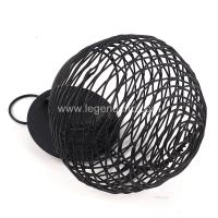 China Squirrel Proof Humming Bird Feeder With Powder Coating Surface Treatment for sale