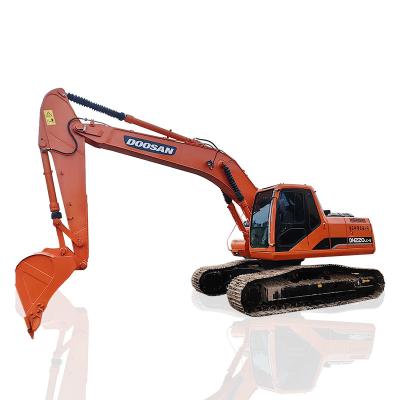 China Doosan DH220-9 Used Hydraulic Excavator Middle Size 115kw Rated Power Original Version for sale