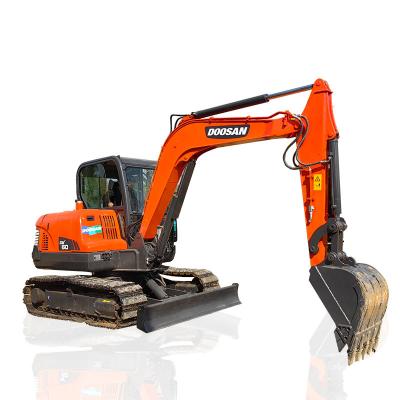 China Crawler DX60 Used Doosan Excavators 95% New 40KW Rated Power 0.21m3 Bucket Capacity for sale