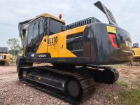 China Second Hand 21-Ton Volvo 210 Excavator Hydraulic Crawler Backhoe with Core Engine & Bearing Components for Sale for sale
