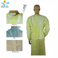 China 16-45gsm Disposable Isolation Gown Breathable Material Anti Static for sale