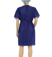 China Sewing Or Ultrasonic Welding Disposable Isolation Gown 120*140cm For Hospital for sale