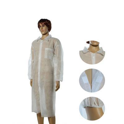 China Breathable Waterproof Non Woven Disposable Lab Coat In White / Blue for sale
