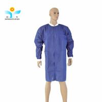 China 50gsm Disposable Lab Coat With 2XL Size Medical Purpose for sale