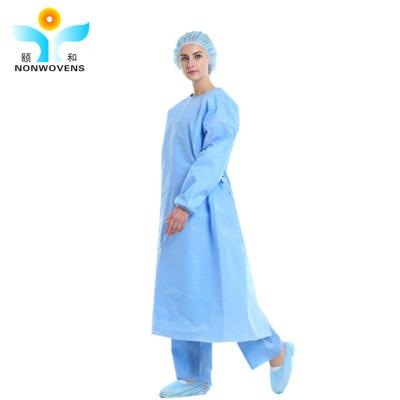 China EO Sterile Disposable Surgical Gown S 3XL 30 50gsm for Medical Procedures for sale