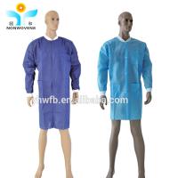 China Unisex 30g Disposable Lab Coat Blue White PP SMS Bacterial Proof for sale