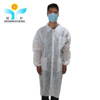 China Breathable Disposable Lab Coats with pockets 16gsm-60gsm for sale