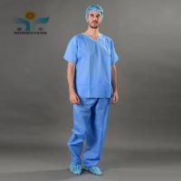 China Disposable Non Woven Coverall Suit For Patient SMS Scrub Suit With V Collar for sale