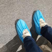 China Rainproof Anti Skid Nonwoven Disposable Shoe Covers Sustainable for sale