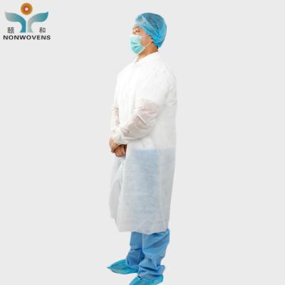 China PP Non Woven 35gsm Disposable Lab Coat SMS Cleaning Room for sale