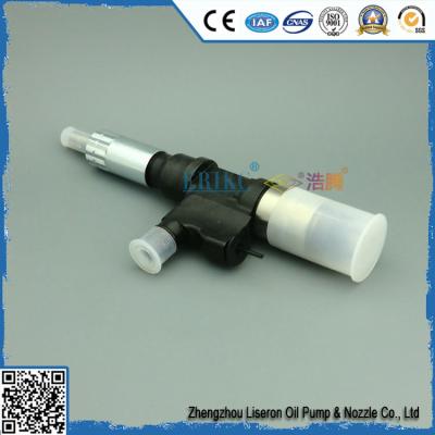 China Denso 095000-8100 High Flow Rate Diesel Fuel Injector 600g for Heavy Truck for sale