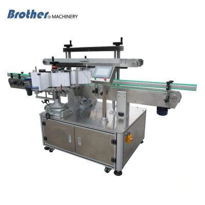 China Roller Double Sided Labeling Machine For Gasoline Bottles Cleaning Agents Laundry Detergent for sale