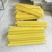 China Customized Roadside Arrow Shape Signpost FRP Driveway Marker Rod for sale