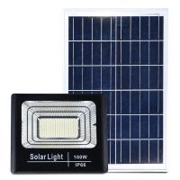 China 100W Solar LED Flood Light IP65 Waterproof Aluminum Outdoor Security Light with Remote Control for sale