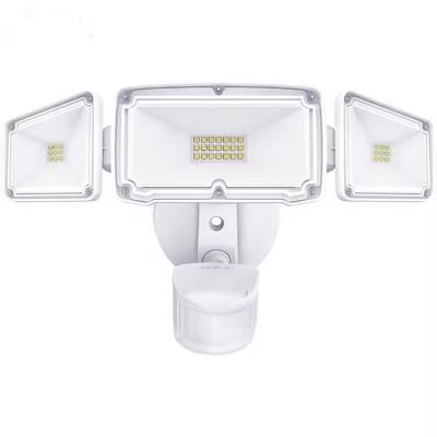 China 20W 28W 39W 3 Head LED Security Light Motion Sensor Outdoor Floodlight IP65 120VAC for sale