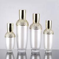 China Acrylic 50ml Large Refillable Shampoo Bottles Plastic Cosmetic for sale