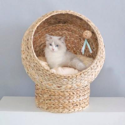 China Banana Leaf Hand-woven Eco-Friendly Sustainable Pet House Villa Semi-enclosed Four-season Universal Breathable Water Hyacinth for sale