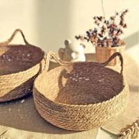 China Pure Hand-Woven Rattan Cat Nest Universal Warm Pad for Small Animals Four Seasons Removable Washable Winter Pet Supplies Solid for sale