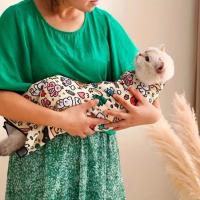 China Multi-Function Striped Cute Pet Wrap Cloth-Self-Adhesive Camera Lens Protective Bag 100% Cotton Portable Folding for sale