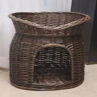 China Eco-friendly Rattan Cat Bed for Pet with Soft Cushion High Quality Wholesale China Natural Classic Weave Carton All Seasons for sale