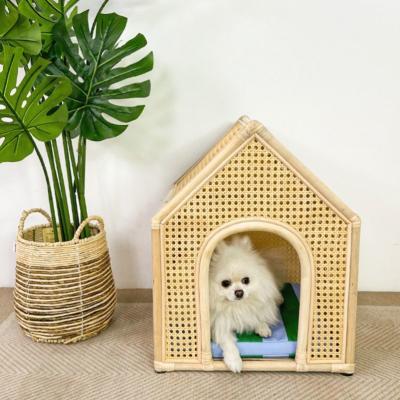 China Custom Modern Indoor Portable Rattan Cat & Dog Bed House Tent Cave with Removable & Washable Cover Durable All Seasons for sale