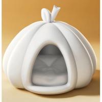 China Winter Indoor Semi-Enclosed Round Floral Cartoon Cat Bed Cave Super Soft 100% Cotton Modern Style Nest for Small Dogs & Cats for sale