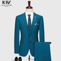 China Men's Dark Green Notch Lapel 3-Piece Suit Anti-Shrink Fabric Custom Fit for sale