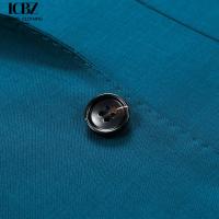 China Men's Dark Green Notch Lapel 3-Piece Suit Anti-Shrink Fabric Custom Fit for sale