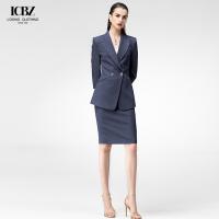 China Customized Women's Suit Two-piece Set with Single Button Closure and Polyester Fabric for sale