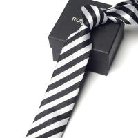 China Custom Striped Woven Polyester Men's Tie 7cm Width Classic Business Necktie for sale