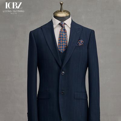 China Custom Business Suit for Men Wool Blend Fabric Breathable No-Iron Slim Fit Sizes S to 3XL for sale