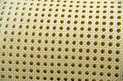 China 12-48 Inches  Beached  1/2” and 9/16” Open Mesh Plastic  Webbing For  For Furniture Decoration or Rattan Crafts for sale