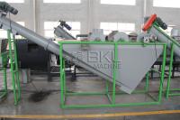 China 5.5kw PET Recycling Line With Sink Float Washing Tank for sale