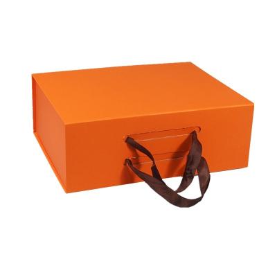 China Custom Size Magnetic Shoe Box Packaging with Front Drop Design and UV Coating for sale
