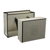 China Customized Sizes Lift Off Lid Color Paper Clothing Packaging Box with Customer's Logo for sale