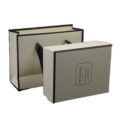 China Customized Sizes Lift Off Lid Color Paper Clothing Packaging Box with Customer's Logo for sale