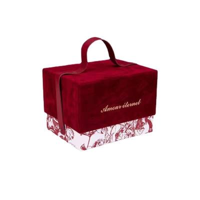 China Customer's Specific Requirement Rigid Boxes Large Dress Packaging Box with Handles for sale