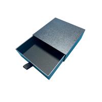 China Eco-Friendly Custom Embossed Mailer Boxes for Gift Sets Made from Recycled Materials for sale