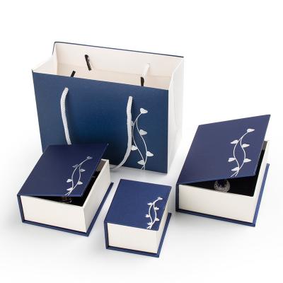 China Small Personalized Necklace Decorative Jewelry Gift Boxes with Logo Packaging Paperboard for sale