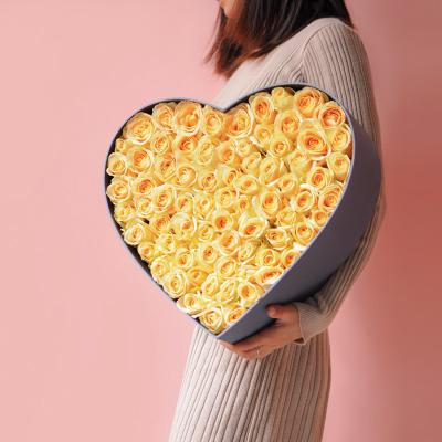 China Surprise Your Loved Ones with Our Custom Coated Paper XXL Heart Shape Gift Boxes for sale
