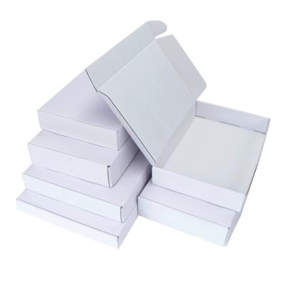 China Matte White Rigid Corrugated Cardboard Bulk Mailer Boxes Custom 15x15x5 for sale