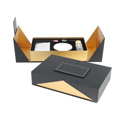 China Custom Cardboard Gift Box with Handle for 3D 25mm Lash Tweezers Curler for sale